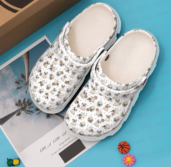 Pug And Heart Sku 1940 Crocs Clog Shoes - Themarketfarmer